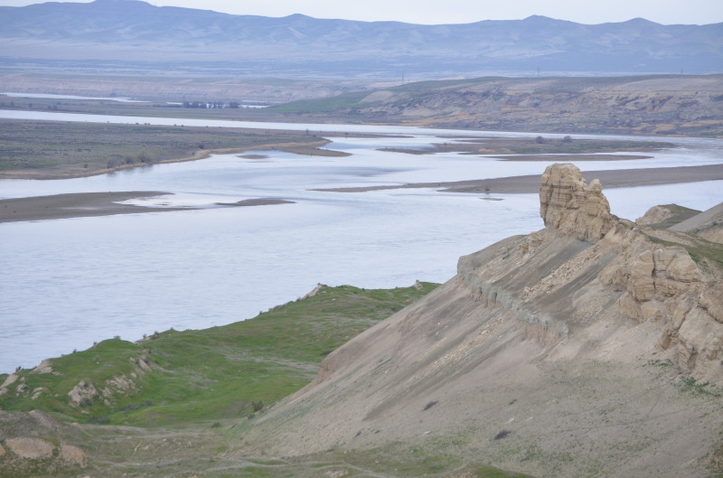 White Bluffs